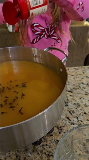 Golden Wassail 🎄 FULL RECIPE AT NANCECO.COM 😋 #christmasdrink #wassail #hotwassail #recipe