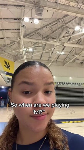 Nah cuz you really don’t wanna see these post moves #basketball #femalehoopers #fyp