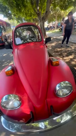 Julius Estrada on Instagram: "Thin Bug!!🤯#vwlife #vwlove #vwlifestyle #volkswagen #vwbug"