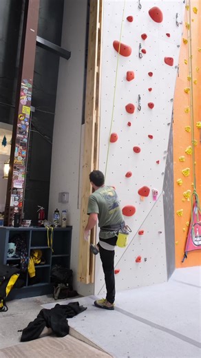 New crack climbing at Cleveland Rocks! Tallest crack climbing in the city #climbing #cleveland #clevelandclimbing #clevelandrocksclimbing #indoorclimbing