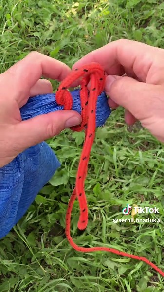 Mastering a Secure Loop Knot for Tarps