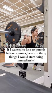 This is exactly how I would lose 10 pounds before summer without cutting carbs, starving myself, or adding a bunch of excessive cardio…. 1️⃣ Create a 15-25% caloric deficit: If you are not currently losing weight and also not eating true maintenance level calories… Start by tracking your calories for at least 5 days. Identify your caloric average and create your deficit from there. If you are already eating at maintenance, eat 15-25% less 📉 2️⃣ Set a daily protein goal. This should be anywhere 