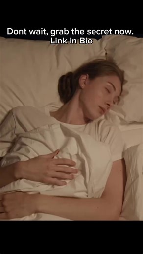 Women suffer from hormonal issues more than men, which leads to weight gain. Introducing the AI-Proven Night Burner for Women, inspired by the centuries-old herbal wisdom of Vietnam — where calm evenings, herbal teas, and natural balance have kept obesity rates among the lowest in the world. But what did this AI actually discover? It wasn’t another “eat less, move more” lecture. Instead, we trained it on decades of clinical data, combined with traditional Vietnamese herbal practices that focus o