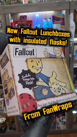 The Fallout Collector on Instagram: "Unboxing all 4 new Fallout lunchboxes from @fanwraps ! ▶️ Use my code FOCLLCTR to save 10% on your FanWraps order! All 4 lunchboxes include insulated flasks now which I know is something I've wanted for quite a while! You'll recognize both Vault-Tec variants and the Nuka Cola design, but these new versions are now embossed on the lunchbox. The New Vegas design is completely new and looks amazing, especially with the matching flask! #fallout #newvegas #vaultte