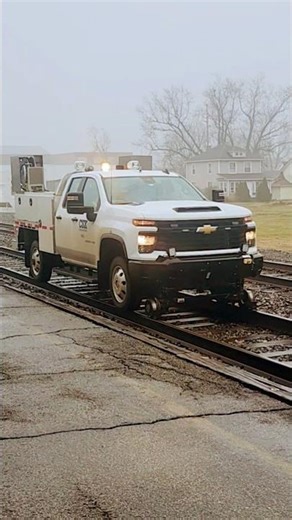 CSX Maintenance truck!! #youtubeshorts #railway #railroad
