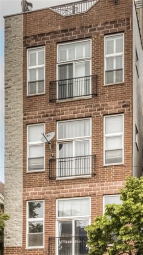 WickRight Passive Ventilation on Instagram: "Kevin G in Lakeview, Chicago, says he found WickRight by searching Google for Split Face Block buildings, Chicago. He also says that Bob Kelly and WickRight Vents installation provided Real Solutions to the water intrusion problems in his building. Thank you Kevin! Building Owners: Visit www.WickRightGeneralContracting.com or call Bob Kelly at 312-720-1467 to learn more. Contractors: If you're working on a wet building, check out www.WickRight.com or 