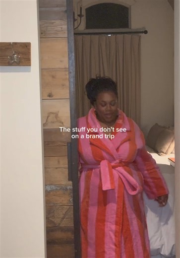 Unwinding Beauty Routine for a Perfect Night's Sleep