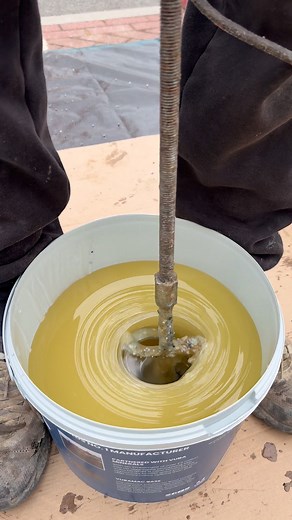 168K views · 566 reactions | base & top coat installation in the same day?! That’s the Vuba way  #resin #asmr #satisfying #diy #HomeImprovement | Vuba Surfaces WA | Facebook