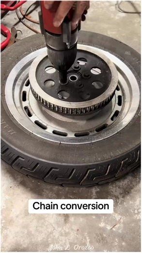 Chain conversion for the chopper. #motorcycle #harleydavidson #bikelife #trending #choppershit #chopper #fyp #foryoupage #sportster #sportster1200 #biketok #harleylife #harleydavidsonlifestyl#194_GGS_CUT | John L. Orozco