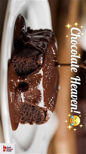 “Oreo Cream Split in Slow-Mo! 😋 | Satisfying Chocolate Shorts”