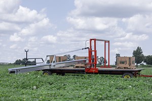 ProVeyor Hydraulic Harvesting Wagon - Harvest Pro Mfg