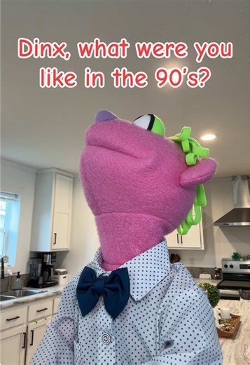 Popular trend: this is what Dinx the Puppet looked like in the 90s. #youngerme #90sthrowback #dinxthepuppet