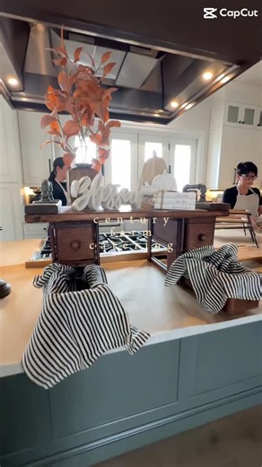 We had the joy of creating a stunning charcuterie grazing table for a private open house celebration — the perfect way to welcome friends and showcase a beautiful new home. Our artisan charcuterie spread featured locally sourced cheeses, seasonal fruits, savory meats, handcrafted jellies, and rustic breads — all designed to highlight the best of farm-to-table catering. The warm fall colors and textures created a cozy, elegant atmosphere that guests loved! Whether you’re hosting an open house, we