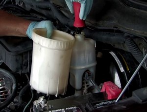 How to Replace a Brake Master Cylinder