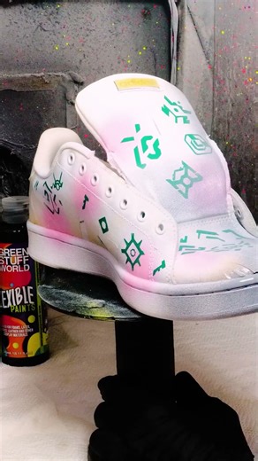 Discover our flexible paints