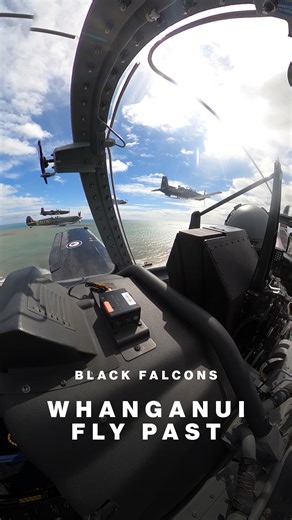 Smoke on - Go ✈️ A cockpit view from the Royal New Zealand Air Force T-6C Texan II as the RNZAF Black Falcons fly with the Air Force Heritage Flight of New Zealand's Spitfire as part of the Whanganui Vintage Weekend. For more information on the season schedule ➡️ nzdf.mil.nz/RNZAF-Black-Falcons | NZ Defence Force