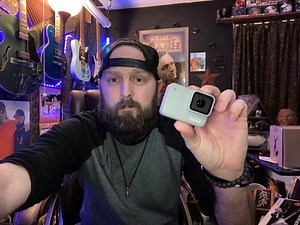 Watch Go Pro Hero 7 white review on Amazon Live