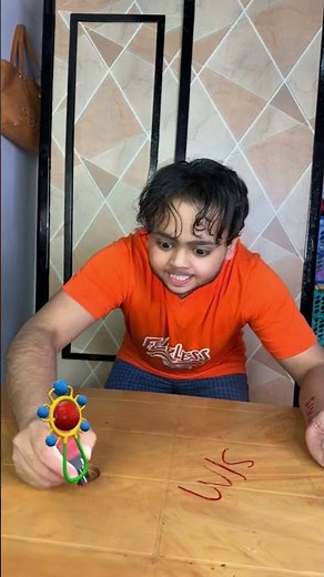 When Tillu gets a LIPSTICK 💄🥶#shorts #comedy #funny #olidavines