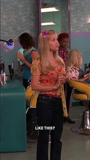 It's the bend and snap! 💁‍♀️ #LegallyBlonde | TBS