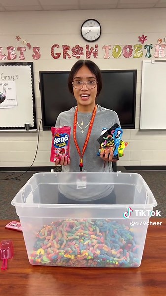 CANDY SALAD!! 🍭🍭🥗🥗#cheer#candysalad#