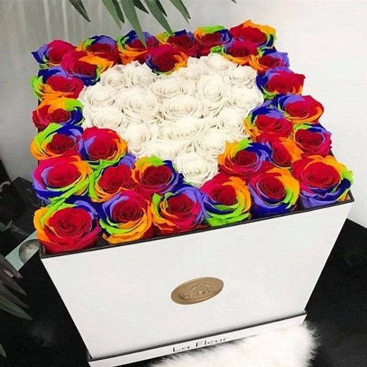 211K views · 15K reactions | La Fleur is a luxury rose boutique specializing in real roses that last for years. | La Fleur Bouquets | Facebook