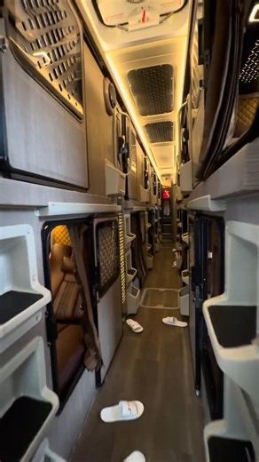 Very luxury sleeper class juragan 99 bus #shorts #videobus #juragan99 #busmania