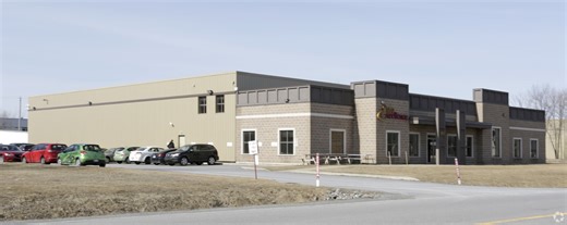 305 Av Liberté, Candiac, QC J5R 6Z7 - Industriel à Louer | LoopNet Canada