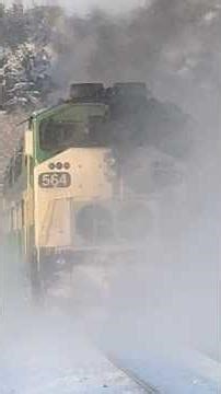 Go Transit 6521 With 380/564 Departing With A Plugged Up Horn Salute #gotrain #gotransit #train #go