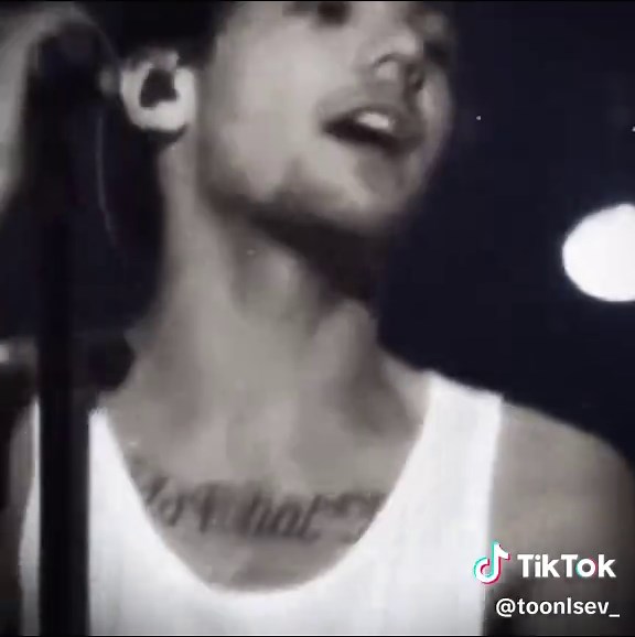 Louis Tomlinson Edits: A Must-See Compilation