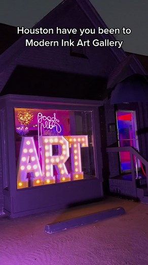Modern Ink Art Gallery: A Fusion of Art and Cocktails