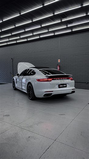 BMS Performance |Unid. Floripa on Instagram: "Porsche Panamera 4 E-Hybrid veio até a 🔰BMS Performance🔰 e recebeu nossa reprogramação STAGE 1 BMS (Aprox.620Hp). 📊Ganhos 150cv e 11KGFM. Medições validados via @dragymotorsports ⏱️0-100 STG 1 BMS: 4,09seg. Original: 5,10seg. ⏱️201mts ou 1/8 de milha STG 1 BMS: 7,83seg Original: 8,54seg. UPGRADES: 💻Reprogramação ECU STG 1 @armadaperformance 💻Reprogramação TCU STG 1 @armadaperformance 🚀Válvula do escape ON no modo Sport/Sport+. ✅Ajuste delay do