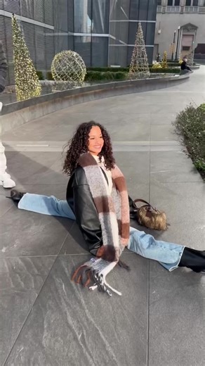 tik tok help me find this man i think im in love