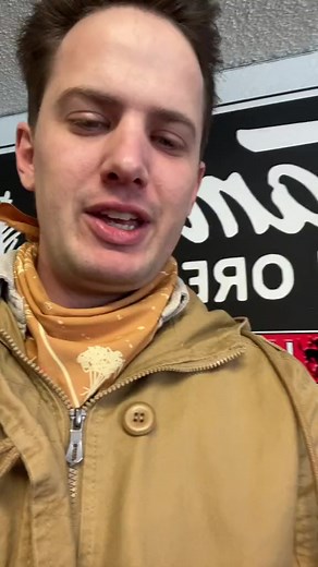 Highly recommend talking about each others icks #plantsplantsplants #houseplants #plantsmakepeoplehappy | Home ThePlanter