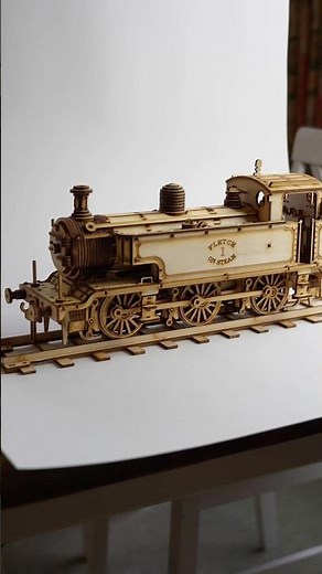 Wooden E2 Steam Locomotive Kit (Thomas the Tank Engine) by R Duck Locomotive Works