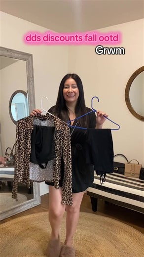 Get ready with me.dds discounts fall ootd.fall outfits. #ddsdiscounts #wendyortiz #OOTD#fashion #fyp@dd’s Discounts @VERSACE