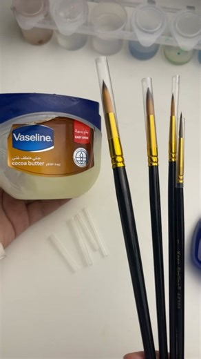 How to Clean Makeup Brushes Effectively