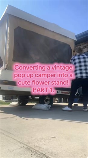 🌸Looking forward to spring weather 🌼 so I can get back to renovating my pop up flower trailer! 🌼Part 1-3 🌸Stay tuned and follow along for part 4, coming soon 🌸#trailerrenovation #popuptrailer #flowertruck #diyprojectsideas #flowers