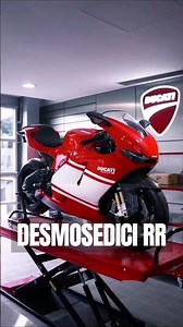 Hanya ada 1500 unit di Dunia #ducati #desmosedicirr #desmosedici #beritamotogp #motogpnews #gp #gp26