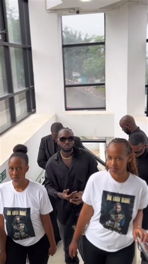 KIGALI PROTOCAL on Instagram: "@kevinkade_ ´s Cockatail Party -The Last Night ✨🥂"