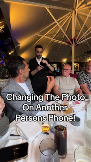 iPhone Photo Hack Trick! #magic #magictrick #magician #magictricks #fyp