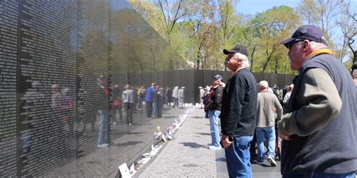 ‘Overwhelming’ | HonorAir’s 36th flight takes East Tennessee veterans to Washington D.C. memorials