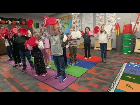 First Grade paper plate routine