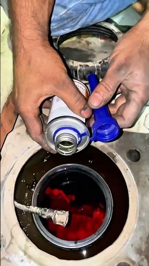 Octane Booster Filling in The Fuel Tank ! #OctaneBooster #LIQUIMOLY #liquimolyUSA #rxmechanic