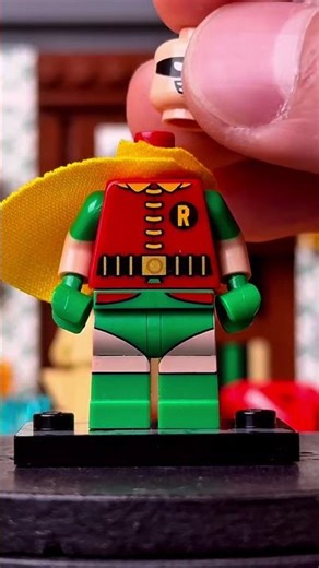 LEGO DC Robin (1966) Minifigure | Classic Batman TV Series Version 🦸‍♂️✨