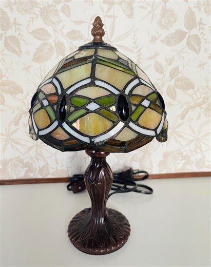 Vintage Tiffany Style Stained Glass Lamp – 13" Tall Table Lamp, Art Nouveau Accent Light With Stained Glass Shade - Etsy