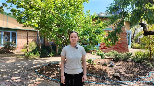 🎻 Now a first-year student at the Melbourne Conservatorium of Music, Hillary Zhou completed her LmusA in 2024 as a high school student and led private school Huntingtower's music tour to Italy in 2023. Before her big performance on Nov 22 (2:30 PM at MLC in Kew), we sat down with Hillary for a short chat — about practice, nerves, and what this concerto means to her. Watch the short interview video below 🎥 and come experience her live performance of Mendelssohn’s Violin Concerto and more. 🎟️ T