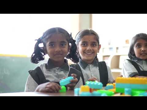 Build 🤖 | Code 💻 | Innovate 🚀 — Robotics Classes for Future Creators