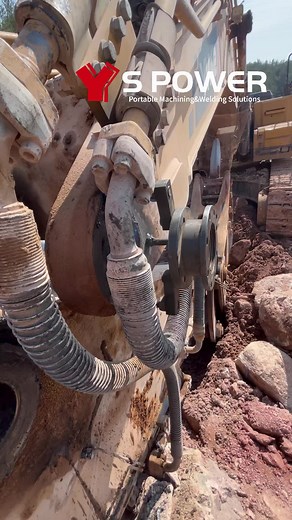 welding repair machine on site -S POWER #machine #excavator #mechanic #welding #portablelineboring #lineboring #heavyequipment #heavyequipmentoperator #machinist #onsitemachining #engineering
