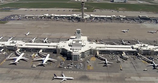 More than 220 flights delayed at Denver International Airport amid high winds