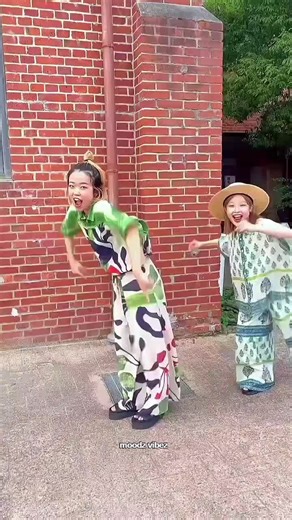 Explore Dance Trends with Moodz Vibez